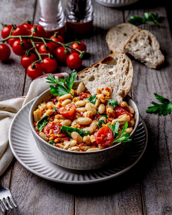 Sautéed Italian White Beans with Kale and Tomatoes - Cooking With Wine Blog
